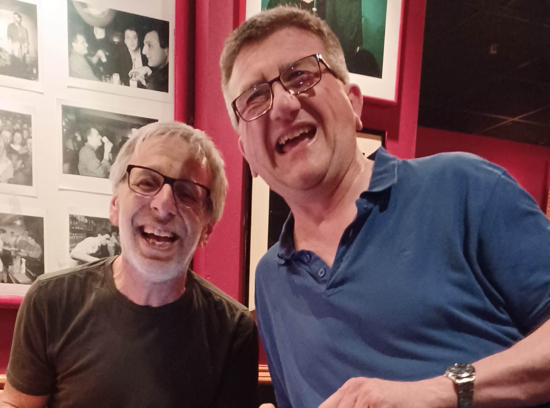 STONE, IAN 3 – A RICH COMIC LIFE